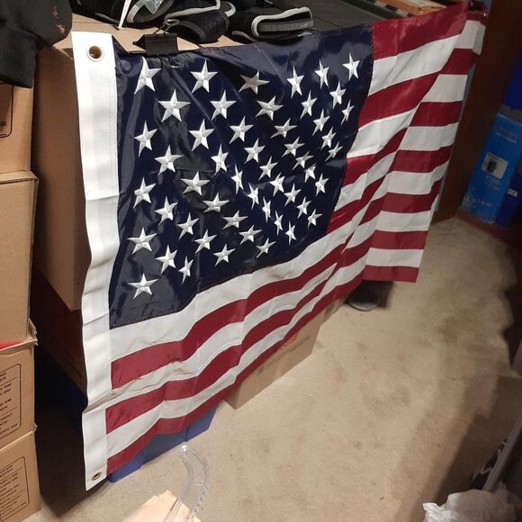 The Unbranded Brand | Party Supplies | New Us Flag 3x5 Feet Reg Blue ...